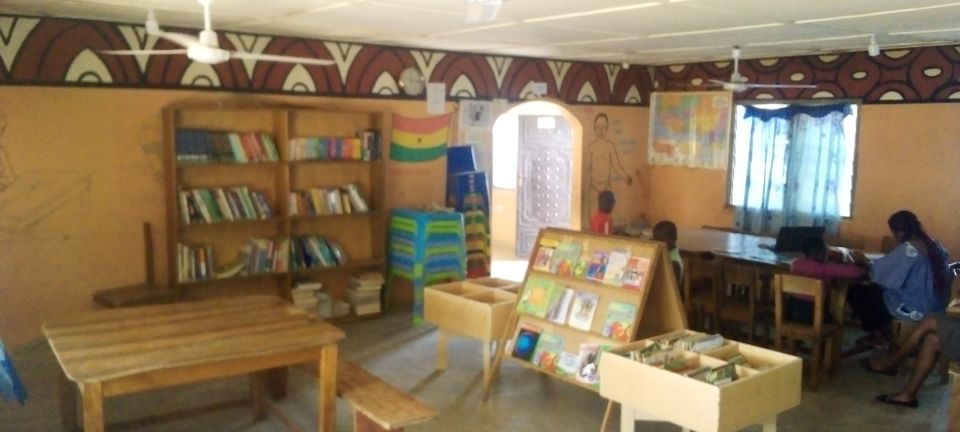 Photos Sumbrungu Community Library, Ghana – Friends of African Village ...