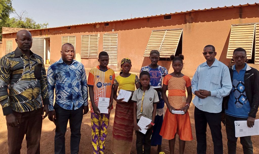 Friends of African Village Libraries – A library for every village in ...