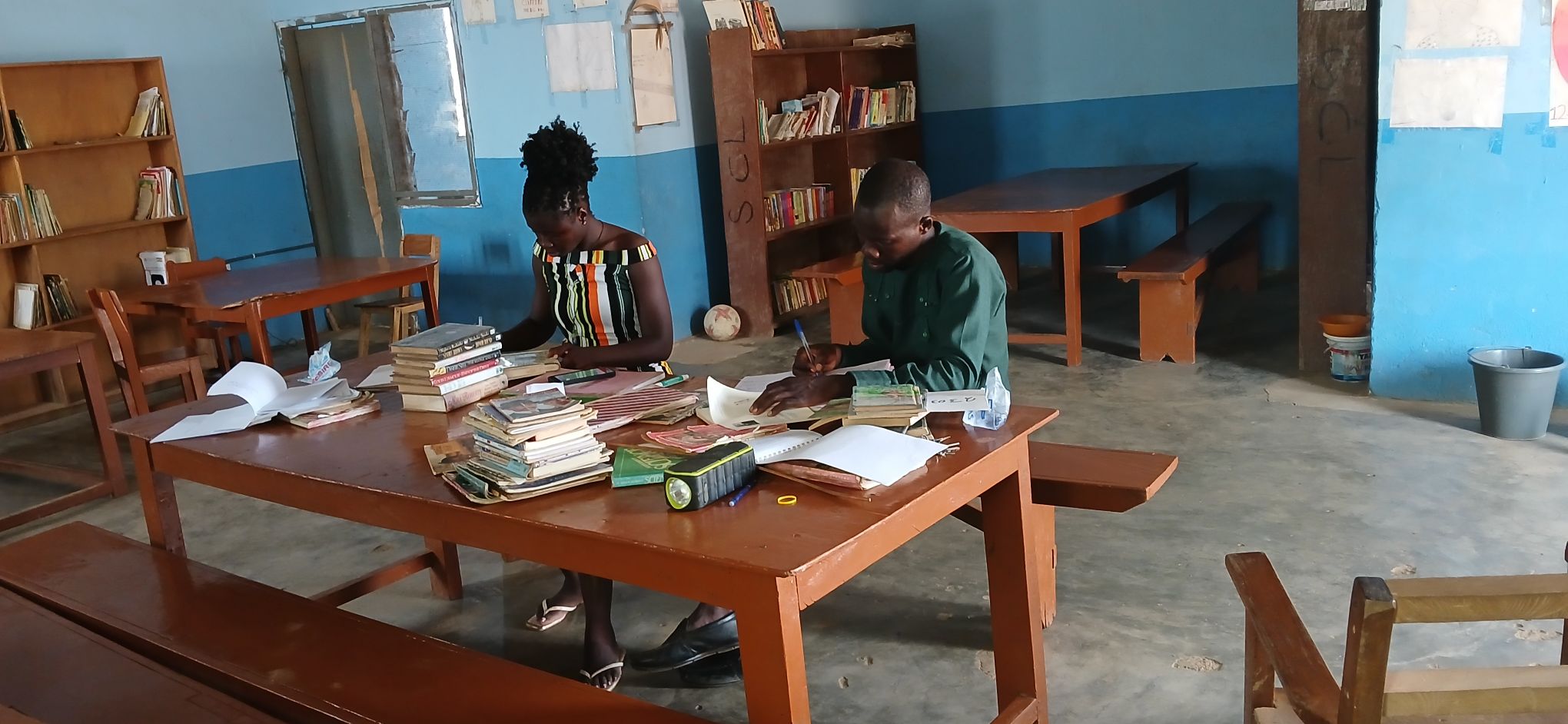 Inventory in Sherigu and Gowrie-Kunkua community libraries… – Friends ...