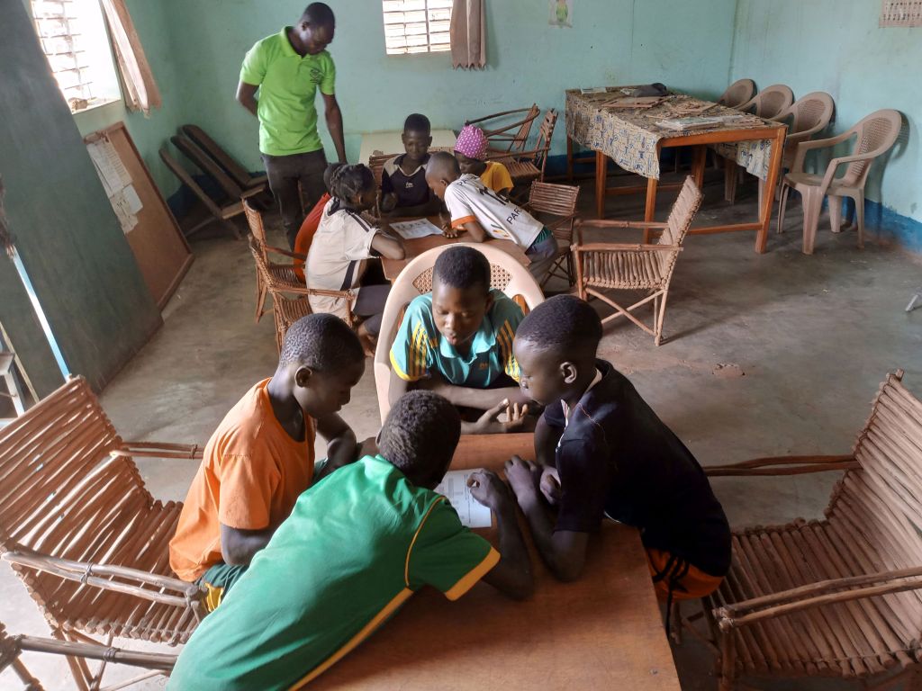 Friends of African Village Libraries – A library for every village in ...